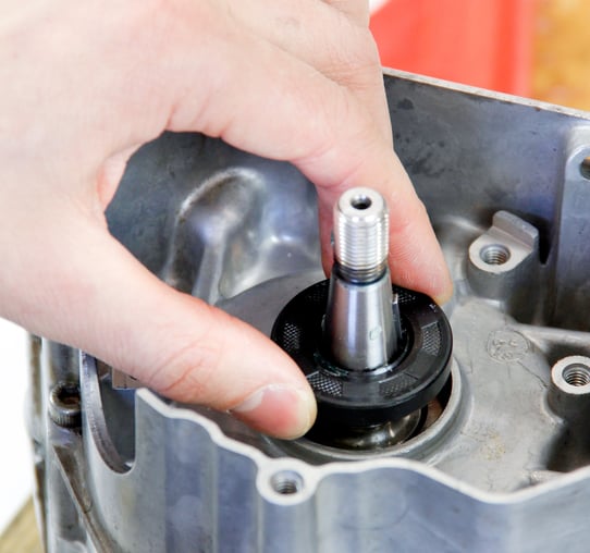 10 Tips for a Dirt Bike Bottom End Rebuild