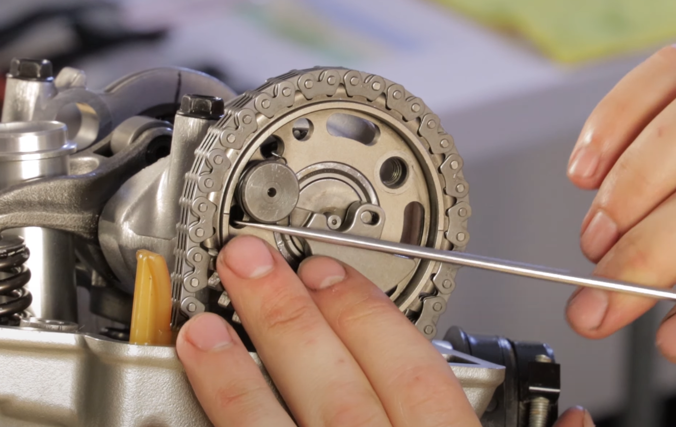 Why Replacing your 4-Stroke Motorcycle's Cam Chain can Prevent Engine ...